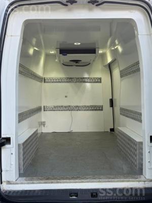 White Renault Master 2022 in Riga, with an engine capacity of 2.20 L and mileage of 154 thousand km for 19500 €, photo 10 on AUTOMOTO.COM.LV