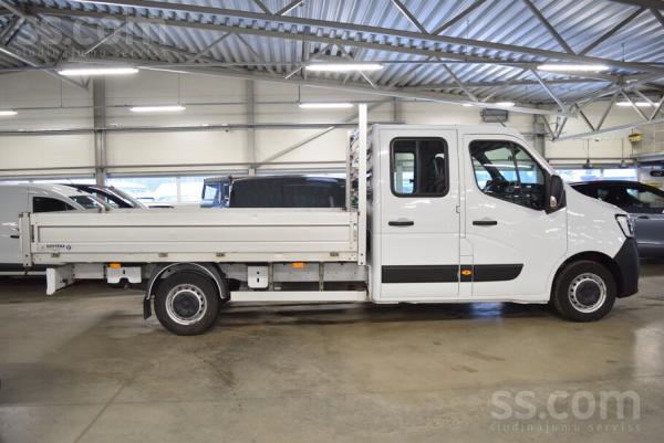 White Renault Master 2023 in Riga, with an engine capacity of 2.30 L and mileage of 104 thousand km for 27900 €, photo 8 on AUTOMOTO.COM.LV