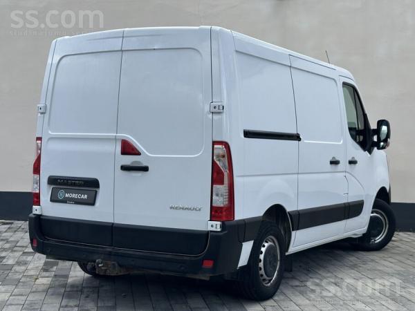 White Renault Master 2023 in Riga, with an engine capacity of 2.30 L and mileage of 122 thousand km for 22950 €, photo 4 on AUTOMOTO.COM.LV