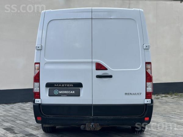 White Renault Master 2023 in Riga, with an engine capacity of 2.30 L and mileage of 122 thousand km for 22950 €, photo 5 on AUTOMOTO.COM.LV
