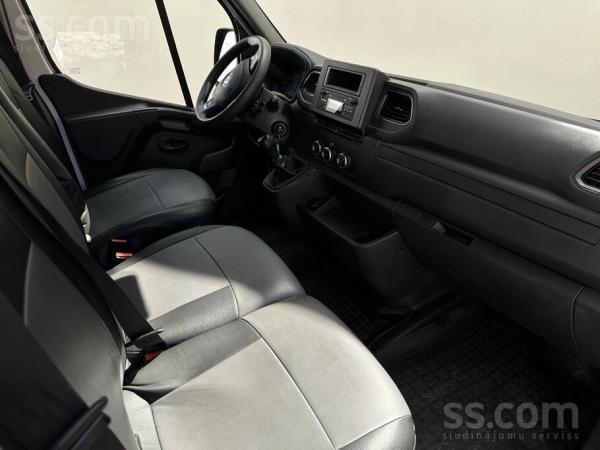 White Renault Master 2023 in Riga, with an engine capacity of 2.30 L and mileage of 122 thousand km for 22950 €, photo 10 on AUTOMOTO.COM.LV