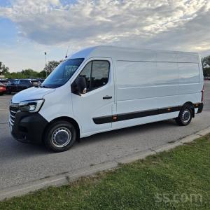 White Renault Master 2023 in Valmiera, with an engine capacity of 2.30 L and mileage of 26 thousand km for 23990 €, photo 3 on AUTOMOTO.COM.LV