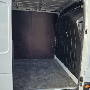 White Renault Master 2023 in Valmiera, with an engine capacity of 2.30 L and mileage of 26 thousand km for 23990 €, photo 7 on AUTOMOTO.COM.LV