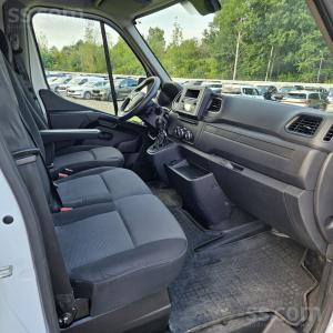 White Renault Master 2023 in Valmiera, with an engine capacity of 2.30 L and mileage of 26 thousand km for 23990 €, photo 8 on AUTOMOTO.COM.LV