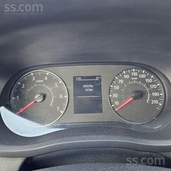 White Renault Master 2023 in Valmiera, with an engine capacity of 2.30 L and mileage of 26 thousand km for 23990 €, photo 8 on AUTOMOTO.COM.LV