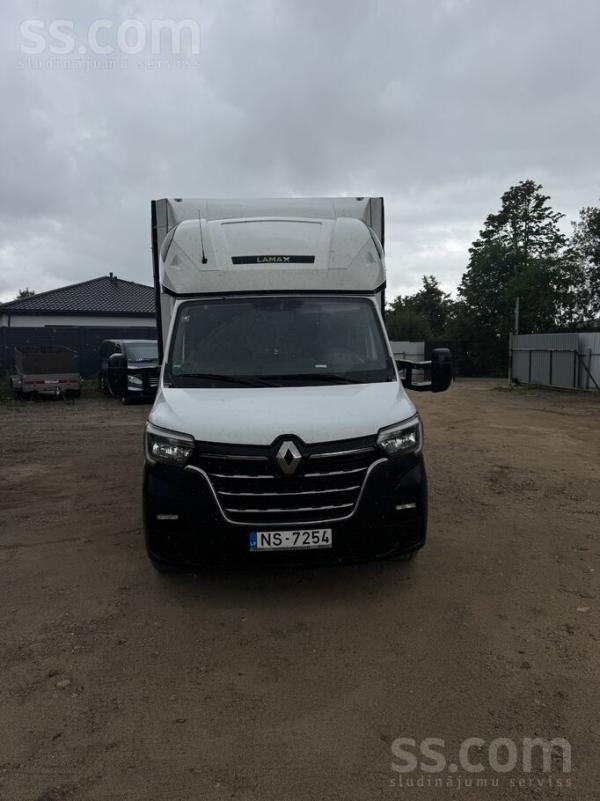 White Renault Master 2023 in Riga, with an engine capacity of 2.40 L and mileage of 273 thousand km for 32000 €, photo 1 on AUTOMOTO.COM.LV
