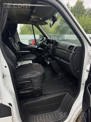 White Renault Master 2023 in Riga, with an engine capacity of 2.40 L and mileage of 273 thousand km for 32000 €, photo 9 on AUTOMOTO.COM.LV