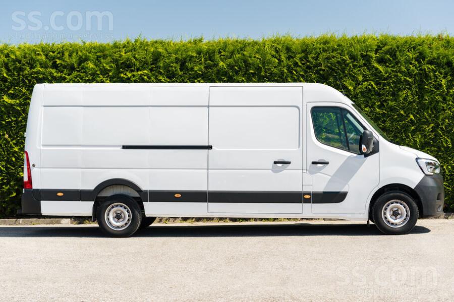 White Renault Master 2023 in Riga, with an engine capacity of 2.30 L and mileage of 83 thousand km for 24900 €, photo 6 on AUTOMOTO.COM.LV