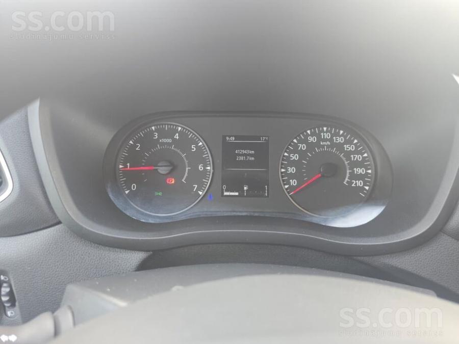 White Renault Master 2023 in Riga, with an engine capacity of 2.30 L and mileage of 413 thousand km for 15000 €, photo 7 on AUTOMOTO.COM.LV