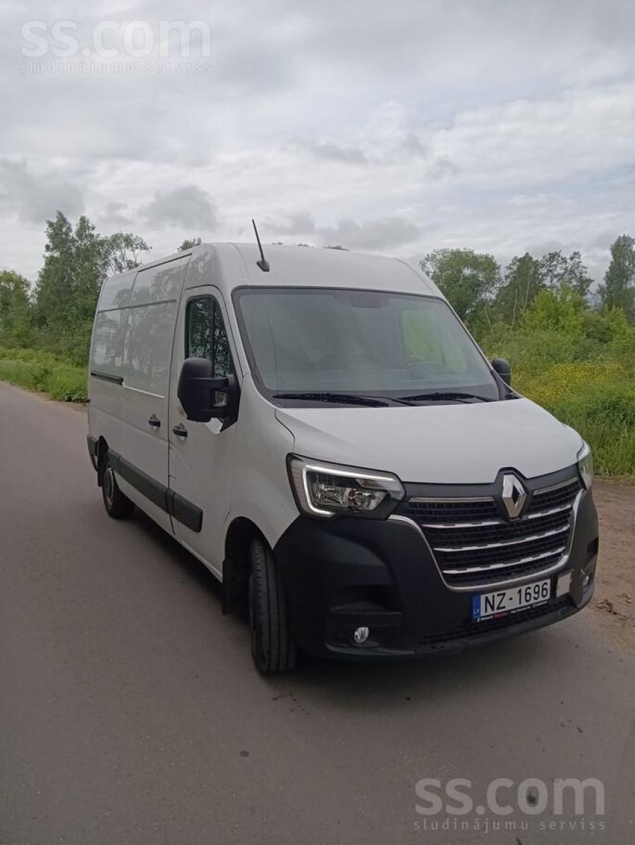 White Renault Master 2024 in Daugavpils, with an engine capacity of 2.30 L and mileage of 42 thousand km for 25000 €, photo 1 on AUTOMOTO.COM.LV