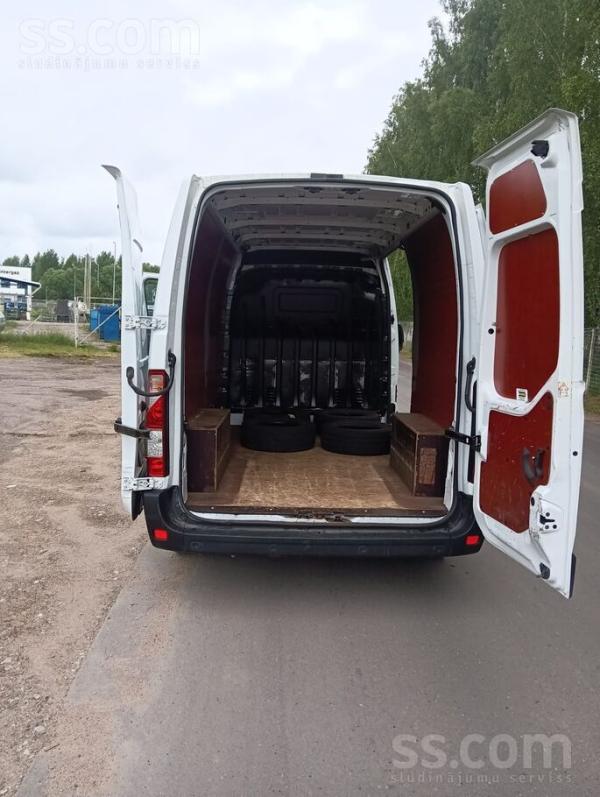 Balts Renault Master 2024 Daugavpils, ar dzinēja tilpumu 2.30 L un nobraukumu 42 tūkst. km par 25000 €, foto 6 vietnē AUTOMOTO.COM.LV