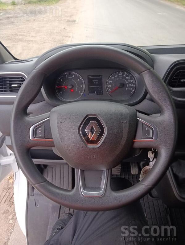 Balts Renault Master 2024 Daugavpils, ar dzinēja tilpumu 2.30 L un nobraukumu 42 tūkst. km par 25000 €, foto 7 vietnē AUTOMOTO.COM.LV