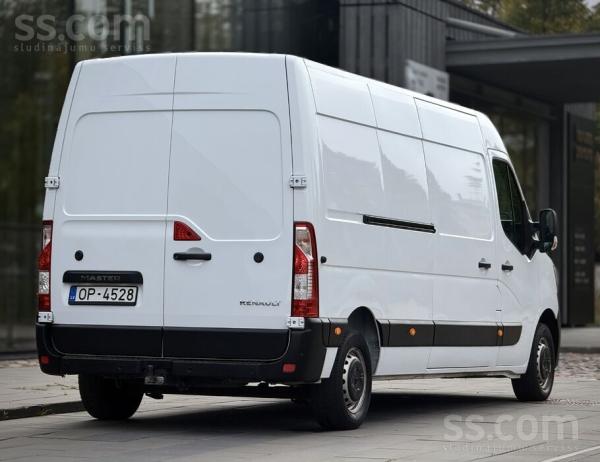 White Renault Master 2024 in Riga, with an engine capacity of 2.30 L and mileage of 74 thousand km for 24300 €, photo 6 on AUTOMOTO.COM.LV