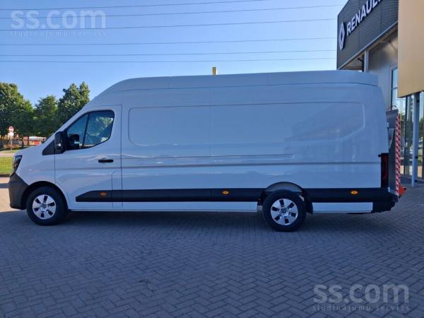 White Renault Master 2026 in Liepaja, with an engine capacity of 2.00 L and mileage of 48 thousand km for 47350 €, photo 8 on AUTOMOTO.COM.LV