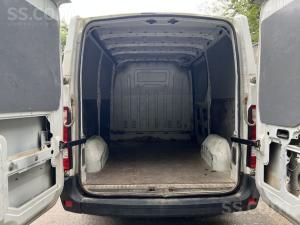 Balts Renault Master 2012 Rīga, ar dzinēja tilpumu 2.30 L un nobraukumu 429 tūkst. km par 2600 €, foto 6 vietnē AUTOMOTO.COM.LV