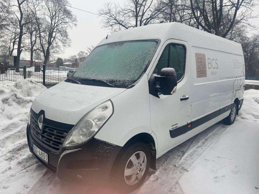 White Renault Master 2016 in Riga, with an engine capacity of 2.20 L and mileage of 279 thousand km for 13000 €, photo 2 on AUTOMOTO.COM.LV