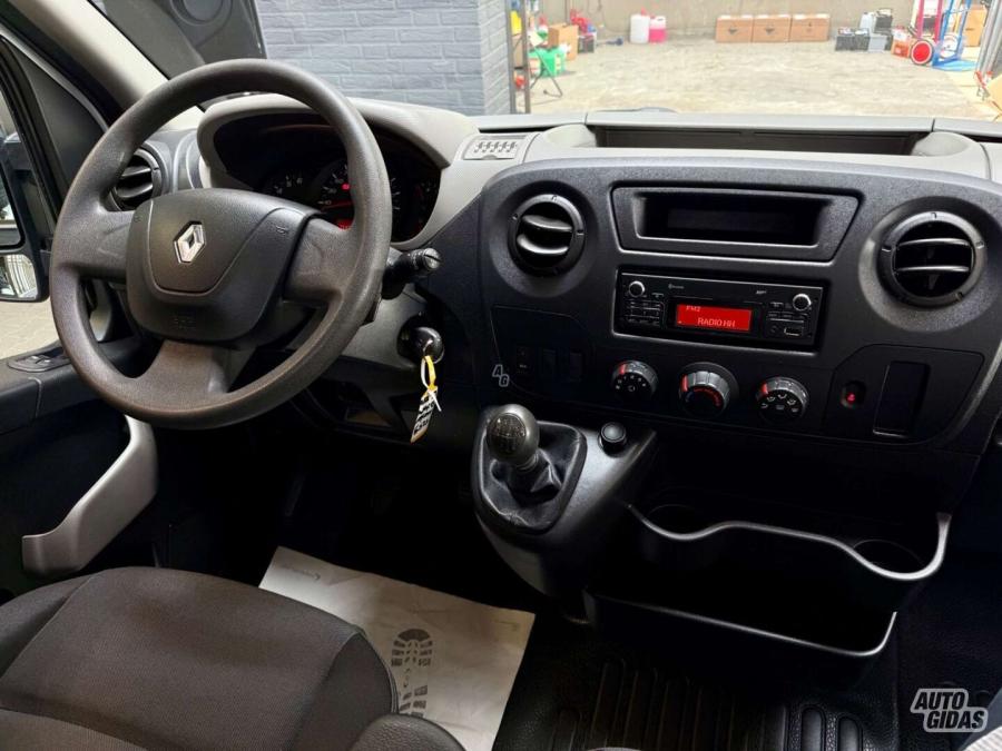 White Renault Master 2017 in Kaunas, with an engine capacity of 2.30 L and mileage of 52 thousand km for 22735 €, photo 14 on AUTOMOTO.COM.LV