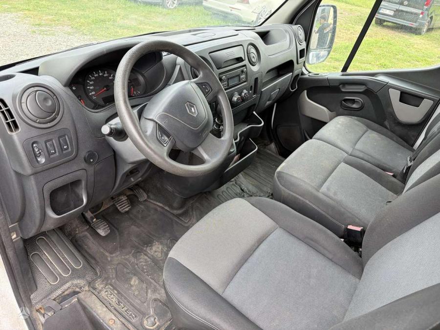Balts Renault Master 2018 Ukmergė, ar dzinēja tilpumu 2.30 L un nobraukumu 270 tūkst. km par 3700 €, foto 10 vietnē AUTOMOTO.COM.LV
