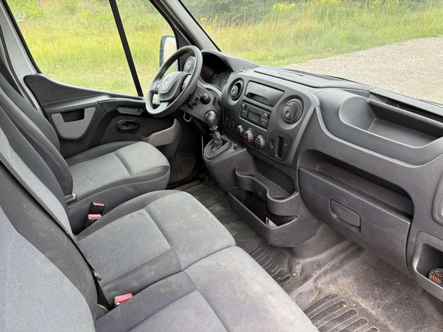 Balts Renault Master 2018 Ukmergė, ar dzinēja tilpumu 2.30 L un nobraukumu 270 tūkst. km par 3700 €, foto 11 vietnē AUTOMOTO.COM.LV