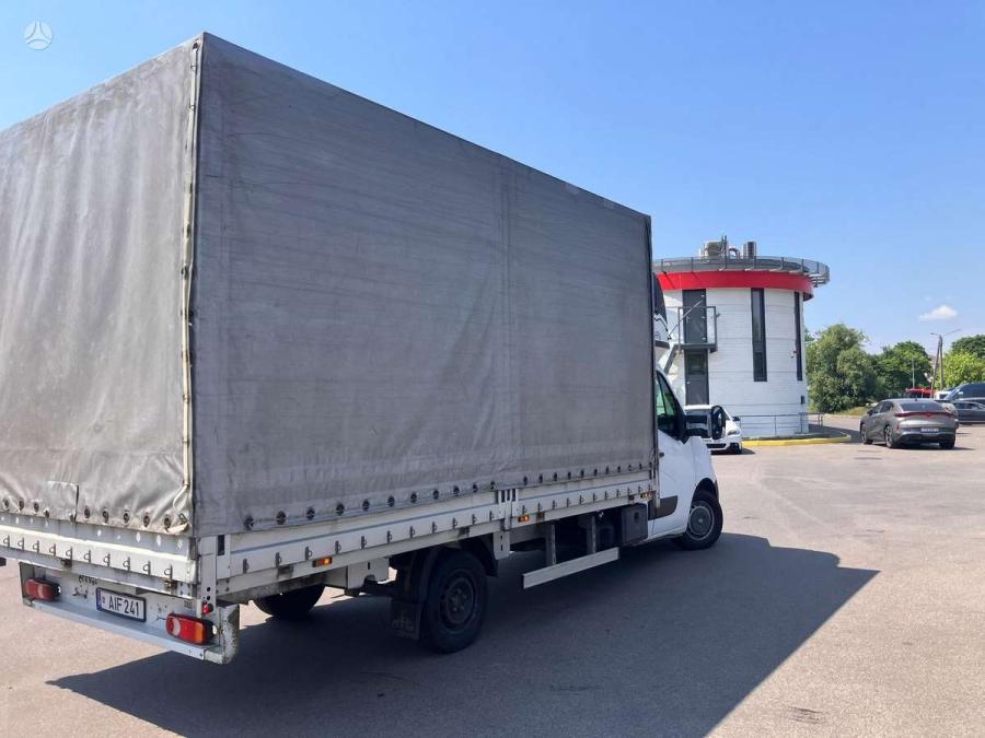 White Renault Master 2019 in Vilnius, with an engine capacity of 2.30 L and mileage of 600 thousand km for 10769 €, photo 6 on AUTOMOTO.COM.LV