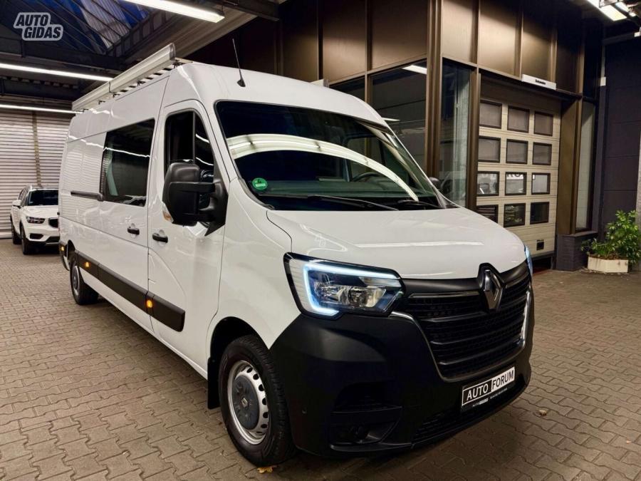 White Renault Master 2020 in Kaunas, with an engine capacity of 2.30 L and mileage of 64 thousand km for 26402 €, photo 2 on AUTOMOTO.COM.LV