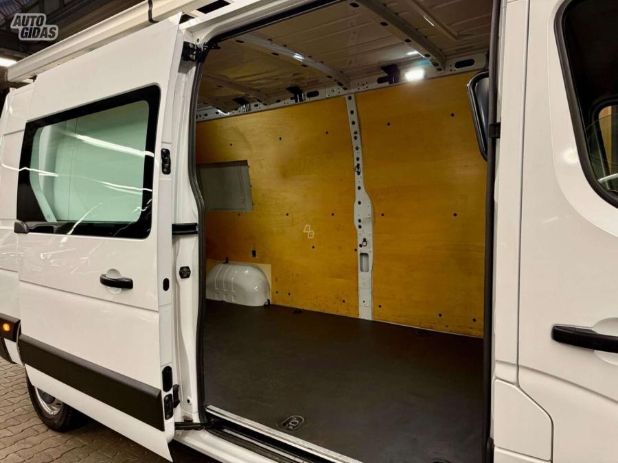 White Renault Master 2020 in Kaunas, with an engine capacity of 2.30 L and mileage of 64 thousand km for 26402 €, photo 13 on AUTOMOTO.COM.LV