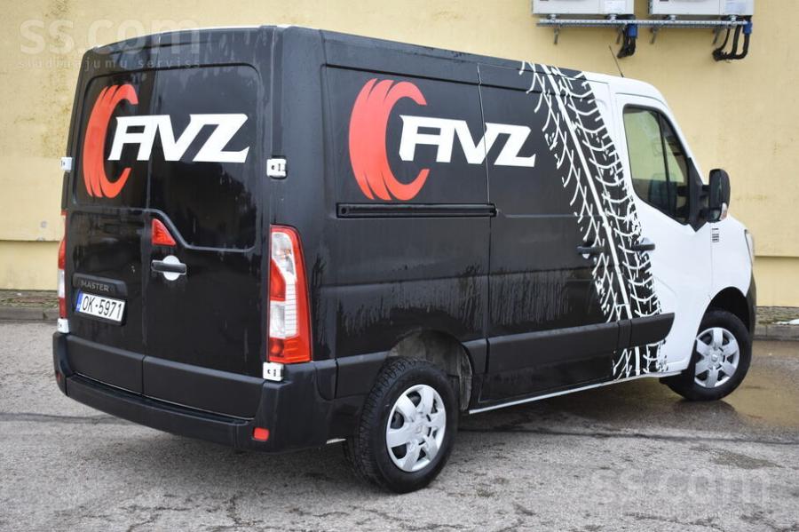 White Renault Master 2021 in Talsi, with an engine capacity of 2.30 L and mileage of 245 thousand km for 10900 €, photo 6 on AUTOMOTO.COM.LV