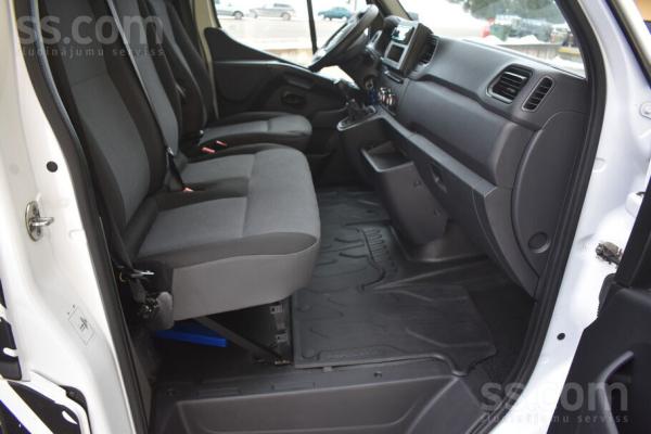White Renault Master 2021 in Talsi, with an engine capacity of 2.30 L and mileage of 245 thousand km for 10900 €, photo 7 on AUTOMOTO.COM.LV