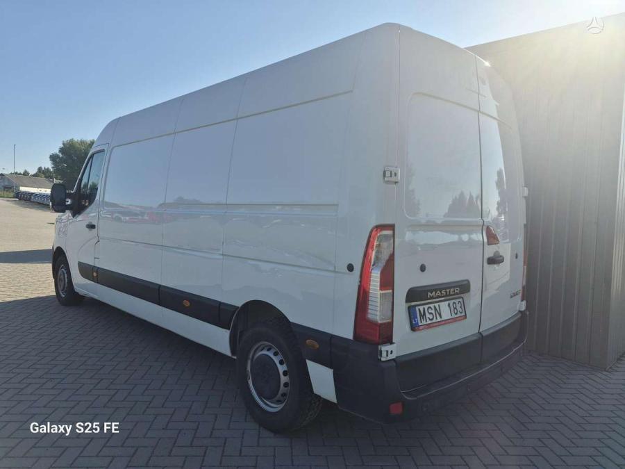 Balts Renault Master 2021 Tauragė, ar dzinēja tilpumu 2.30 L un nobraukumu 144 tūkst. km par 13900 €, foto 9 vietnē AUTOMOTO.COM.LV