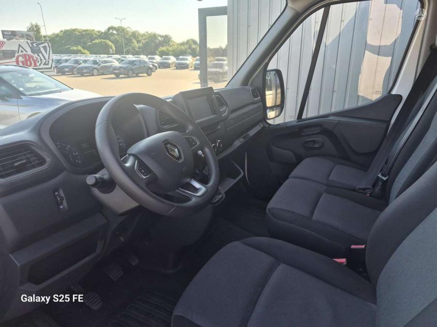 Balts Renault Master 2021 Tauragė, ar dzinēja tilpumu 2.30 L un nobraukumu 144 tūkst. km par 13900 €, foto 15 vietnē AUTOMOTO.COM.LV
