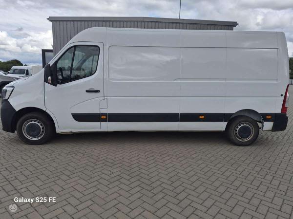 White Renault Master 2021 in Taurage, with an engine capacity of 2.30 L and mileage of 152 thousand km for 13189 €, photo 6 on AUTOMOTO.COM.LV