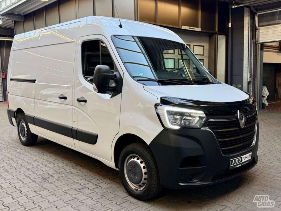 White Renault Master 2022 in Kaunas, with an engine capacity of 2.30 L and mileage of 22 thousand km for 30067 €, photo 2 on AUTOMOTO.COM.LV