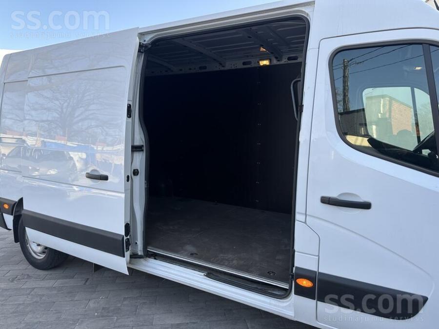 White Renault Master 2022 in Riga, with an engine capacity of 2.30 L and mileage of 94 thousand km for 21550 €, photo 16 on AUTOMOTO.COM.LV