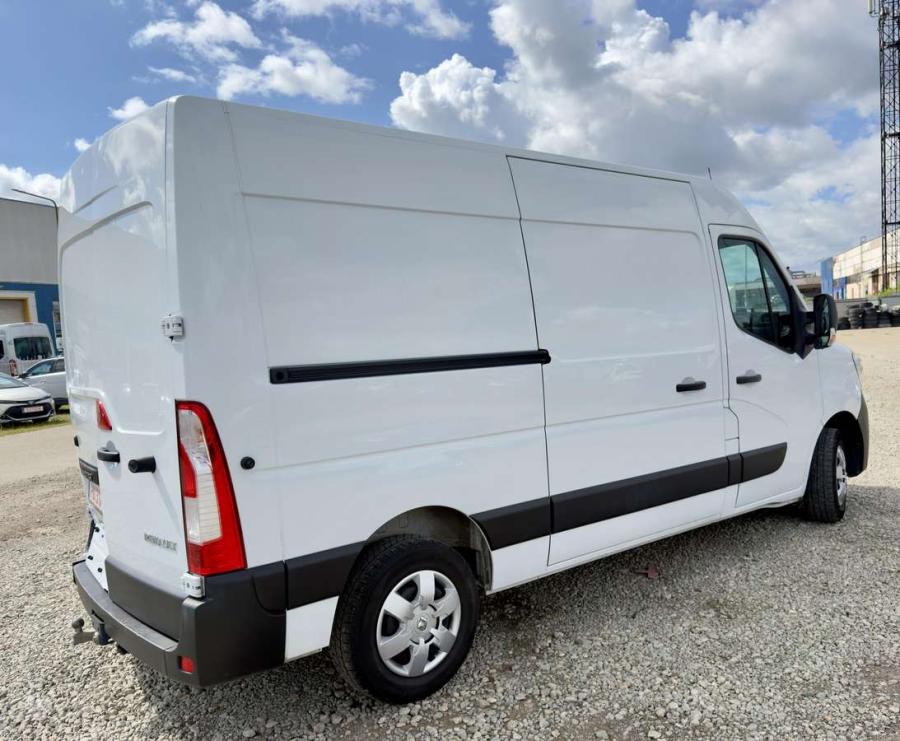 Balts Renault Master 2022 Šauļi, ar dzinēja tilpumu 2.30 L un nobraukumu 114 tūkst. km par 12900 €, foto 5 vietnē AUTOMOTO.COM.LV