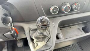 Balts Renault Master 2022 Šauļi, ar dzinēja tilpumu 2.30 L un nobraukumu 114 tūkst. km par 12900 €, foto 19 vietnē AUTOMOTO.COM.LV