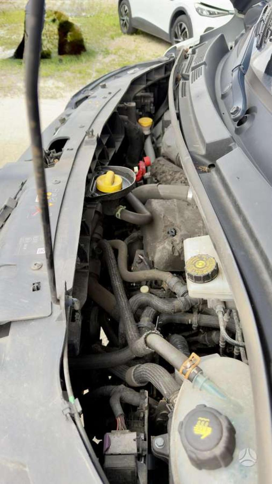 Balts Renault Master 2022 Šauļi, ar dzinēja tilpumu 2.30 L un nobraukumu 114 tūkst. km par 12900 €, foto 27 vietnē AUTOMOTO.COM.LV