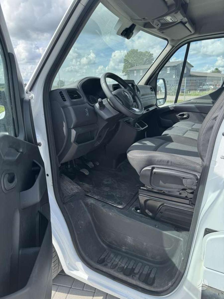 Balts Renault Master 2022 Tauragė, ar dzinēja tilpumu 2.30 L un nobraukumu 243 tūkst. km par 9400 €, foto 10 vietnē AUTOMOTO.COM.LV