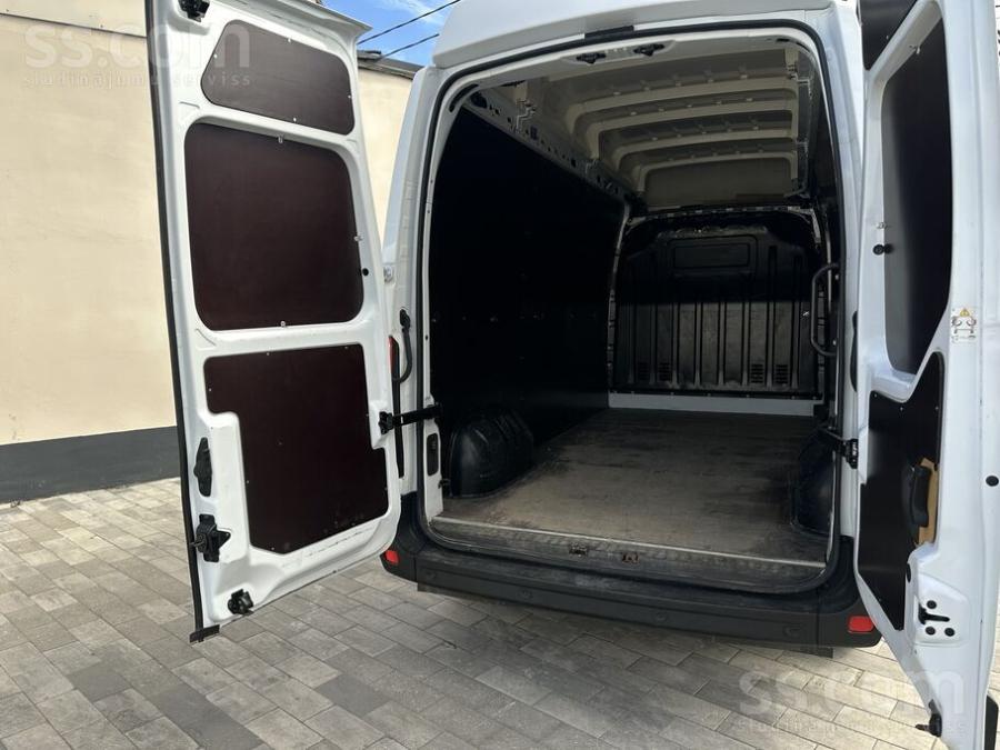 White Renault Master 2023 in Riga, with an engine capacity of 2.30 L and mileage of 126 thousand km for 25950 €, photo 18 on AUTOMOTO.COM.LV