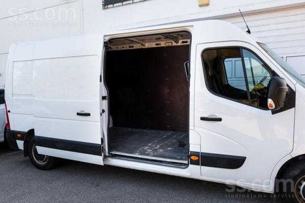 White Renault Master 2023 in Riga, with an engine capacity of 2.30 L and mileage of 44 thousand km for 24950 €, photo 6 on AUTOMOTO.COM.LV