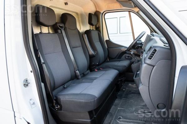 White Renault Master 2023 in Riga, with an engine capacity of 2.30 L and mileage of 44 thousand km for 24950 €, photo 8 on AUTOMOTO.COM.LV