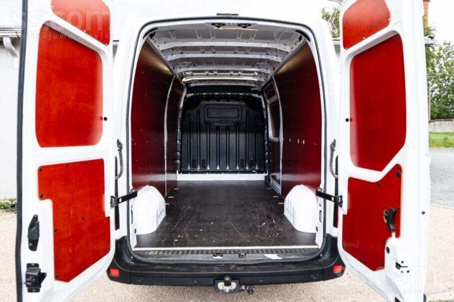White Renault Master 2024 in Jelgava, with an engine capacity of 2.30 L and mileage of 138 thousand km for 21900 €, photo 9 on AUTOMOTO.COM.LV