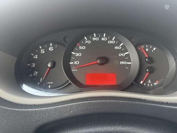 Balts Renault Master 2014 Viļņa, ar dzinēja tilpumu 2.30 L un nobraukumu 225 tūkst. km par 6999 €, foto 8 vietnē AUTOMOTO.COM.LV