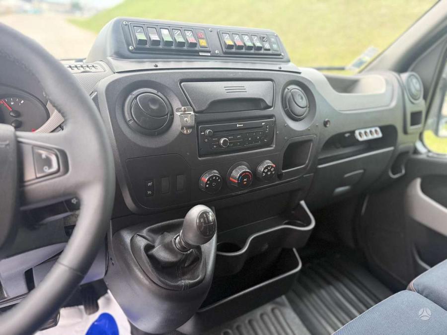 Balts Renault Master 2014 Viļņa, ar dzinēja tilpumu 2.30 L un nobraukumu 225 tūkst. km par 6999 €, foto 11 vietnē AUTOMOTO.COM.LV