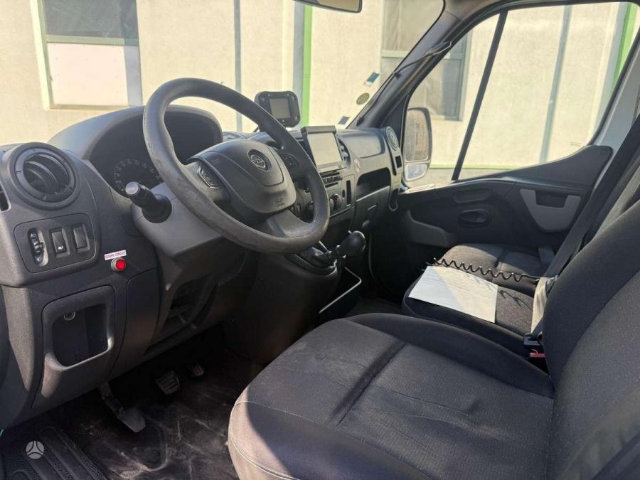 Balts Renault Master 2016 Rīga, ar dzinēja tilpumu 2.30 L un nobraukumu 230 tūkst. km par 12700 €, foto 7 vietnē AUTOMOTO.COM.LV