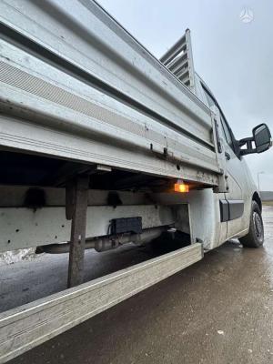 White Renault Master 2017 in Vilnius, with an engine capacity of 2.30 L and mileage of 111 thousand km for 8200 €, photo 6 on AUTOMOTO.COM.LV