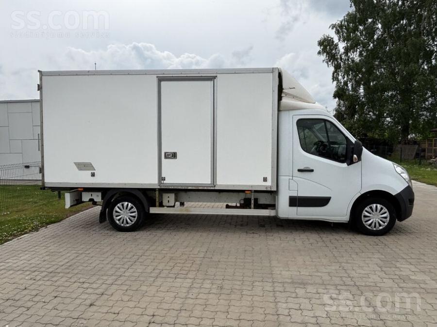 Balts Renault Master 2018 Rīga, ar dzinēja tilpumu 2.30 L un nobraukumu 341 tūkst. km par 8000 €, foto 6 vietnē AUTOMOTO.COM.LV