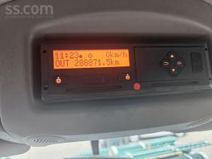 Balts Renault Master 2018 Rīga, ar dzinēja tilpumu 2.30 L un nobraukumu 288 tūkst. km par 8700 €, foto 12 vietnē AUTOMOTO.COM.LV