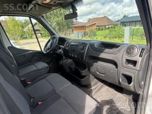White Renault Master 2019 in Riga, with an engine capacity of 2.30 L and mileage of 366 thousand km for 7500 €, photo 6 on AUTOMOTO.COM.LV