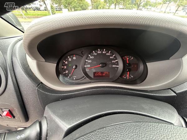 White Renault Master 2017 in Vilnius, with an engine capacity of 2.30 L and mileage of 315 thousand km for 8000 €, photo 4 on AUTOMOTO.COM.LV