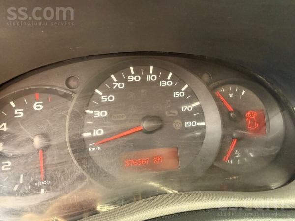 Balts Renault Master 2017 Rīga, ar dzinēja tilpumu 2.30 L un nobraukumu 377 tūkst. km par 3330 €, foto 3 vietnē AUTOMOTO.COM.LV
